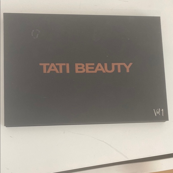 Tati Beauty | Makeup | Authentic Tati Beauty Vol Eyeshadow Palette ...